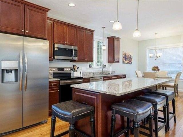 condo with 2 bedroom, Milford MA DS104191825