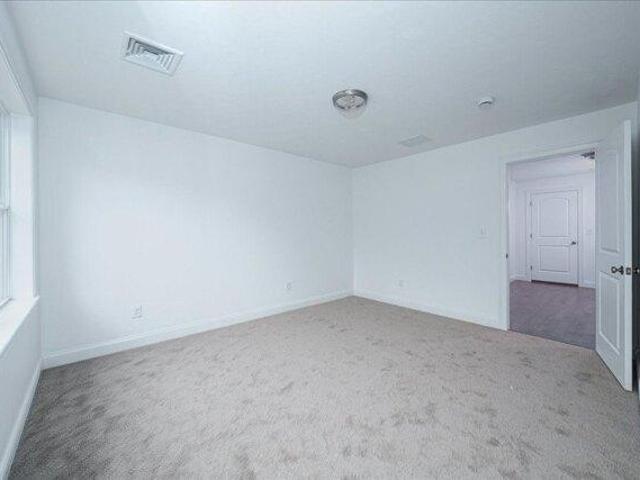 condo with 2 bedroom, Milford MA ES104111844