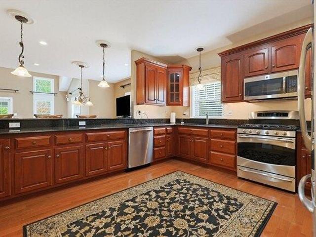condo with 2 bedroom, Milford MA ES104833086