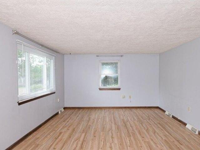 condo with 2 bedroom, Milford MA ES105059981