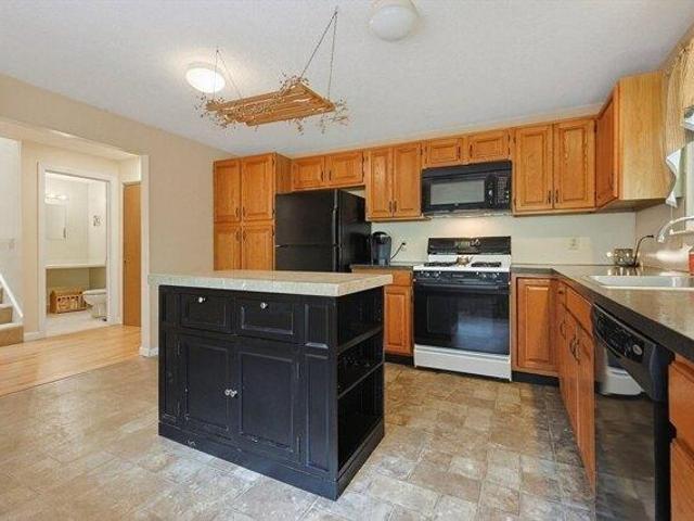 condo with 2 bedroom, Milford MA ES105080494