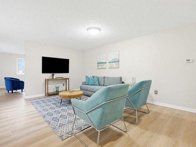 condo with 2 bedroom, Milford MA ES105082449