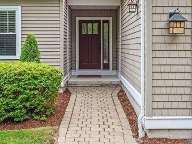 condo with 2 bedroom, Milford MA ES105115293