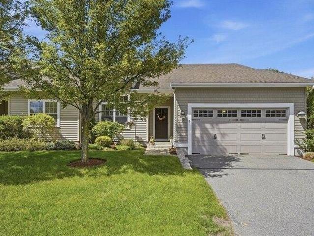 condo with 2 bedroom, Milford MA ES103928986