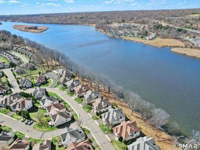 condo with 2 bedroom, Milford CT DS102476686