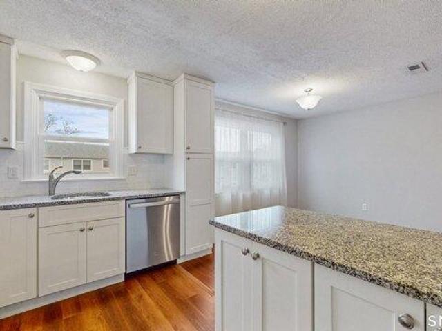 condo with 2 bedroom, Milford CT DS103439680