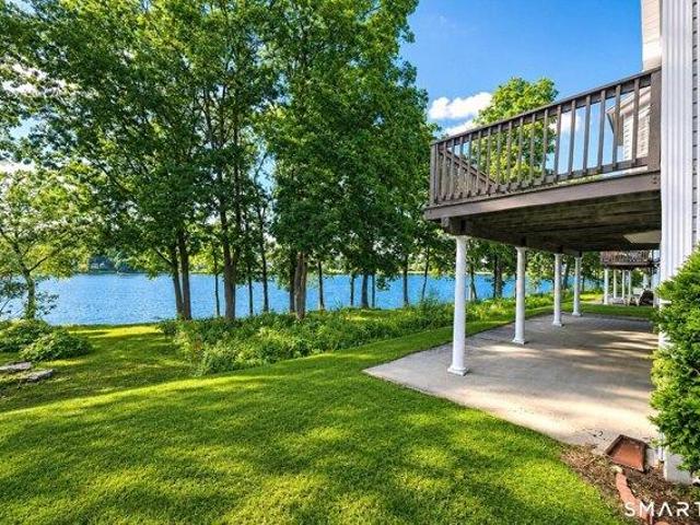 condo with 2 bedroom, Milford CT ES105113930