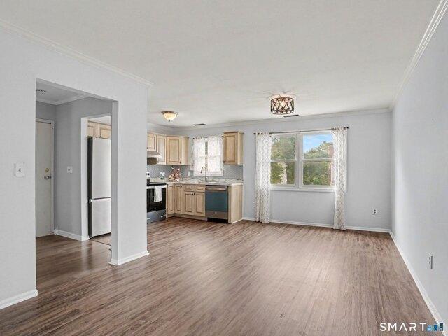 condo with 2 bedroom, Milford CT ES103602728