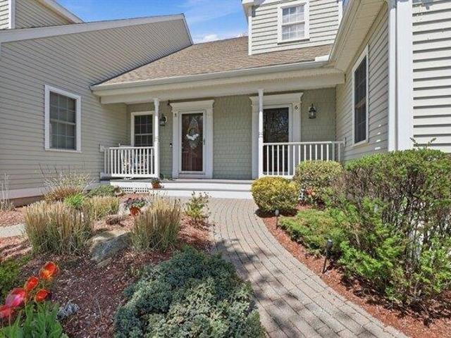 condo with 2 bedroom, Millbury MA ES104237660