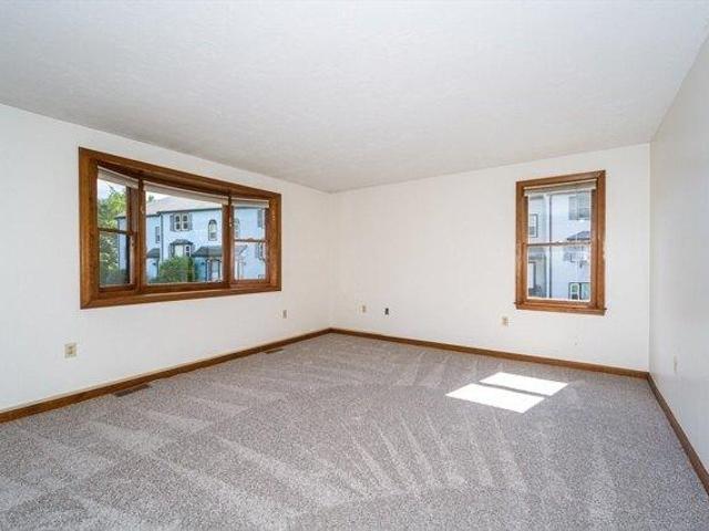 condo with 2 bedroom, Millis MA ES104903012