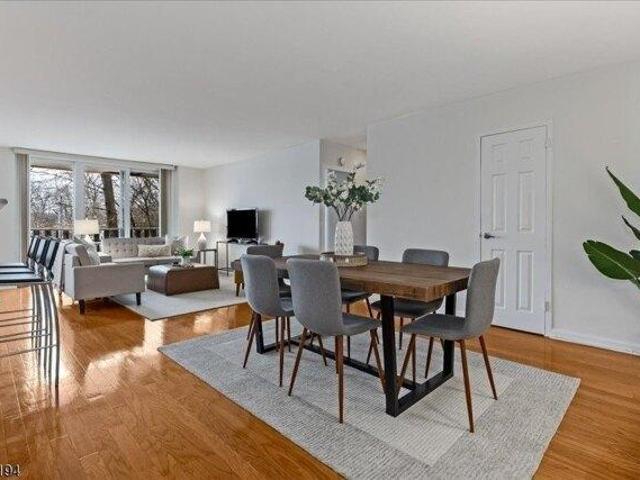 condo with 2 bedroom, Montclair NJ DS102028846