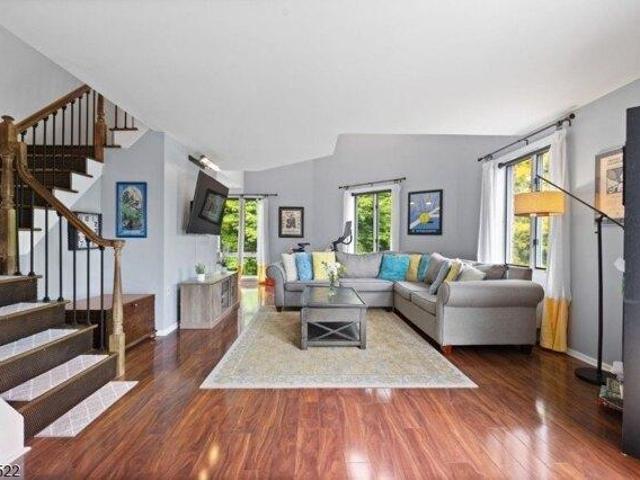 condo with 2 bedroom, Montclair NJ DS103619688