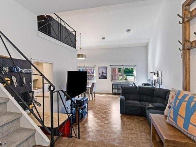 condo with 2 bedroom, Montclair NJ DS103160056