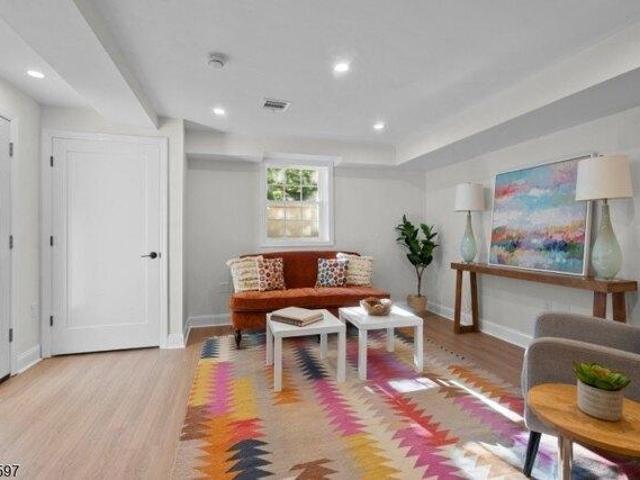 condo with 2 bedroom, Montclair NJ ES104236215