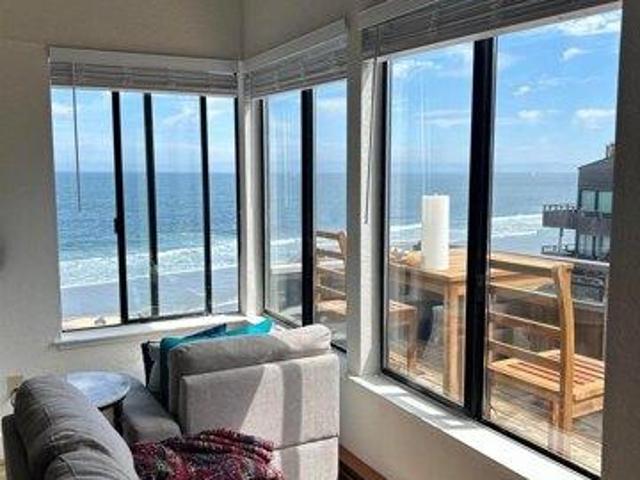 condo with 2 bedroom, Monterey CA DS89653536