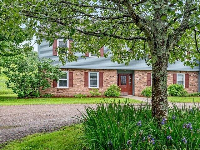 condo with 2 bedroom, Montpelier VT DS103624077