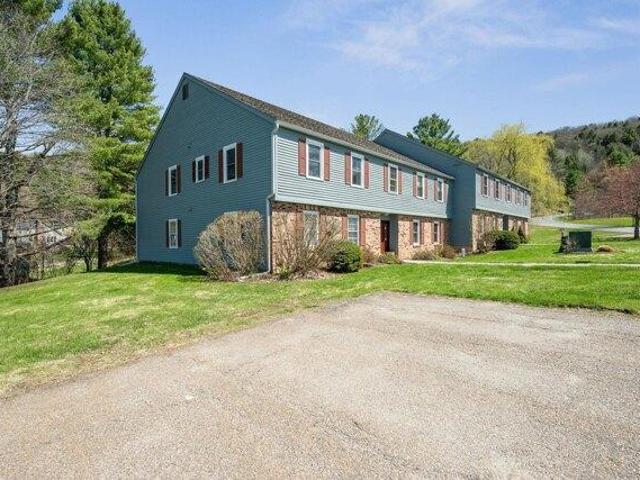 condo with 2 bedroom, Montpelier VT ES103440119