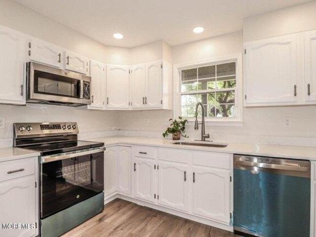 condo with 2 bedroom, Monroe NJ DS102281866