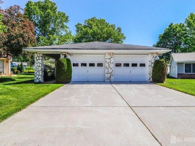 condo with 2 bedroom, Monroe NJ ES102825557