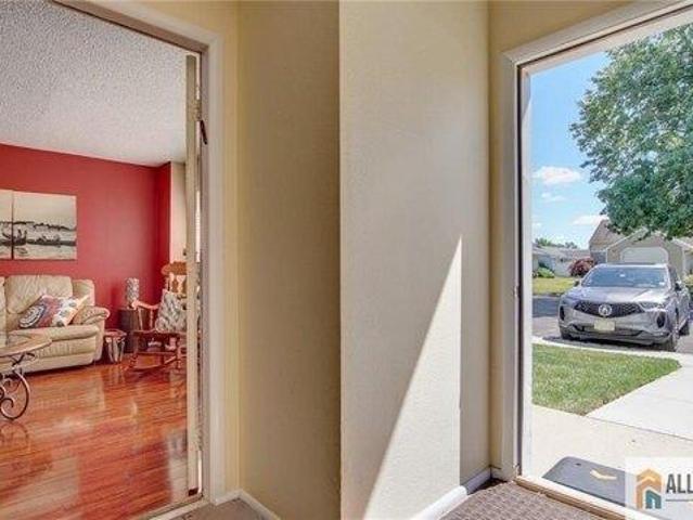 condo with 2 bedroom, Monroe NJ ES103622122