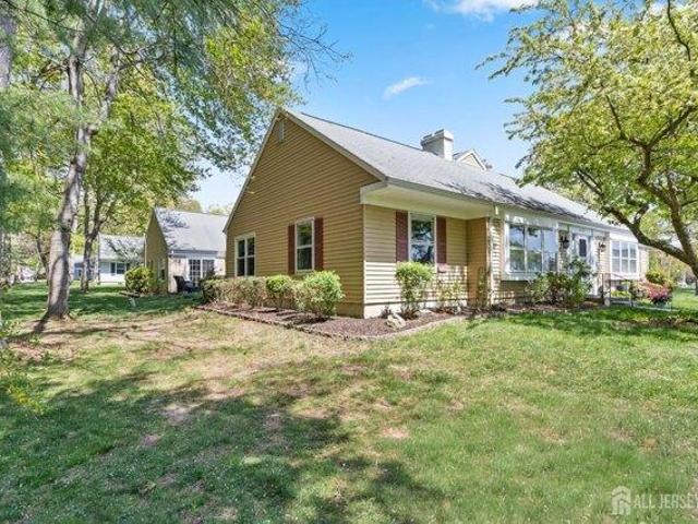 condo with 2 bedroom, Monroe NJ ES103624285
