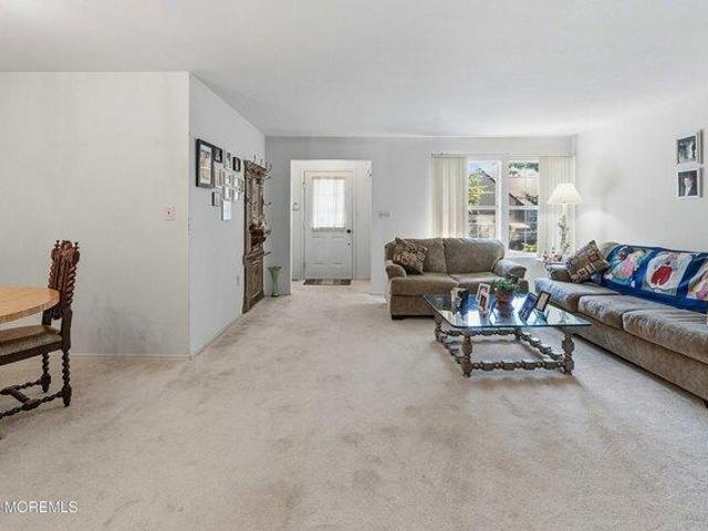 condo with 2 bedroom, Monroe NJ ES105172572