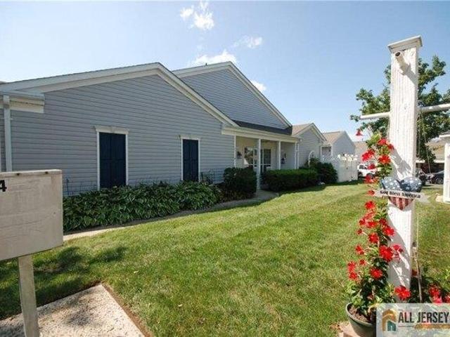 condo with 2 bedroom, Monroe NJ ES105192693