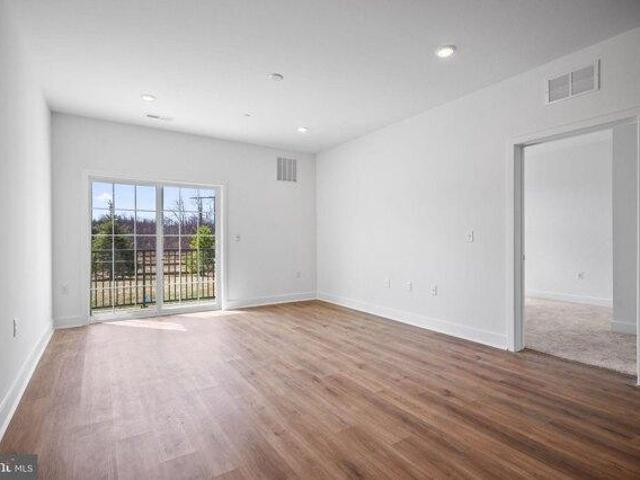 condo with 2 bedroom, Monroe Township NJ DS103625129