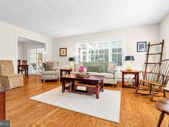 condo with 2 bedroom, Monroe Township NJ ES105173173