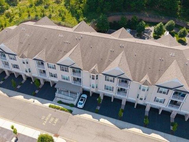 condo with 2 bedroom, Morganville NJ ES103619584