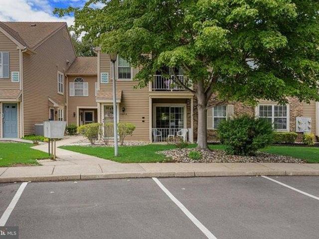 condo with 2 bedroom, Mount Laurel NJ DLS102799888