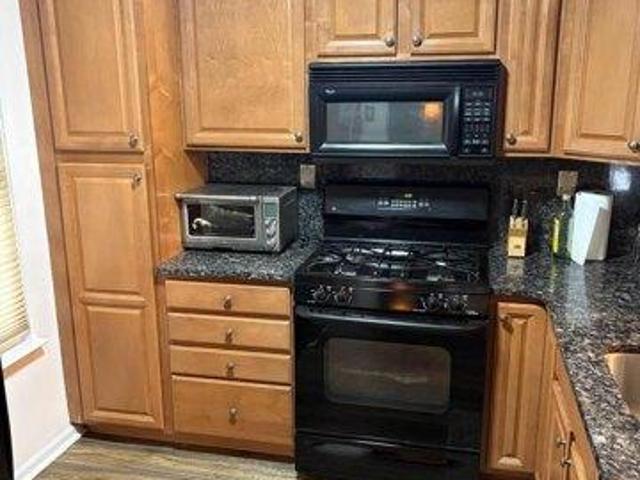 condo with 2 bedroom, Mount Laurel NJ DS102726768