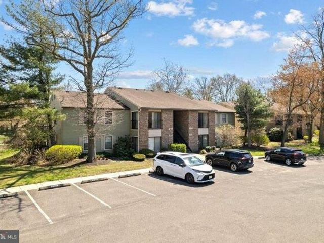 condo with 2 bedroom, Mount Laurel NJ DS102727065