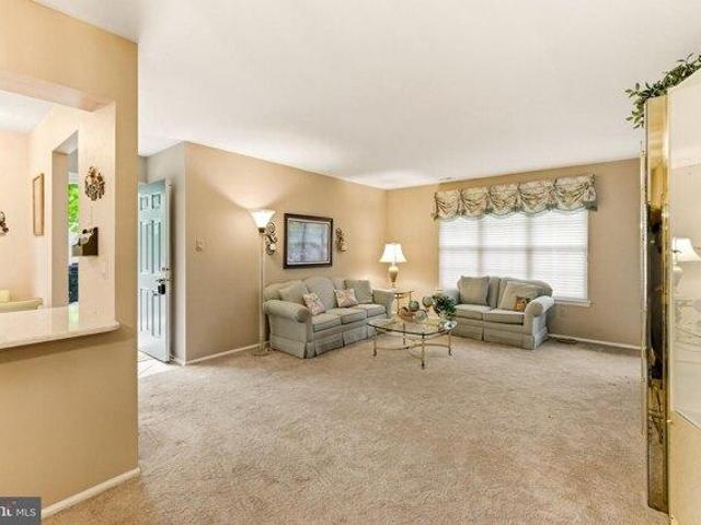 condo with 2 bedroom, Mount Laurel NJ DS102258716