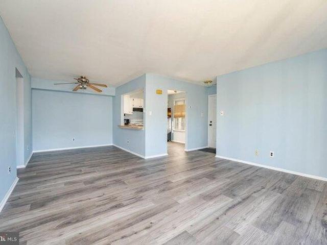 condo with 2 bedroom, Mount Laurel NJ DS102313170