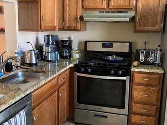 condo with 2 bedroom, Mount Laurel NJ ES104869445