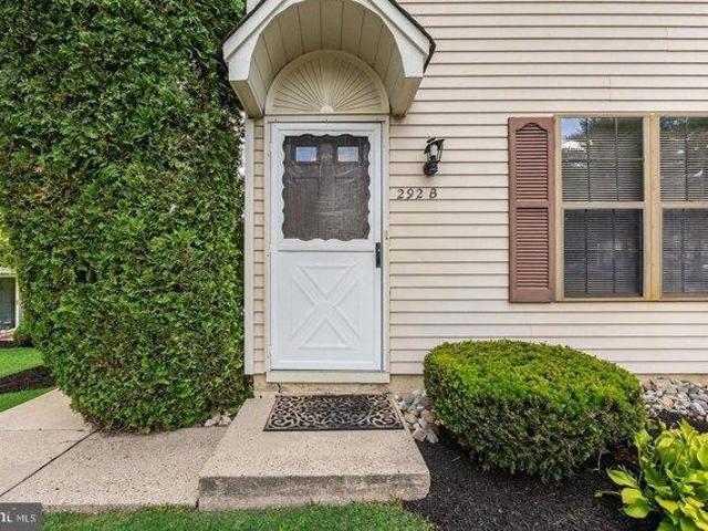 condo with 2 bedroom, Mount Laurel NJ ES105158019