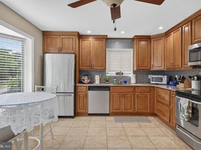 condo with 2 bedroom, Mount Laurel NJ ES105159932