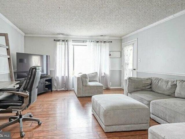 condo with 2 bedroom, Mount Laurel NJ ES105173961