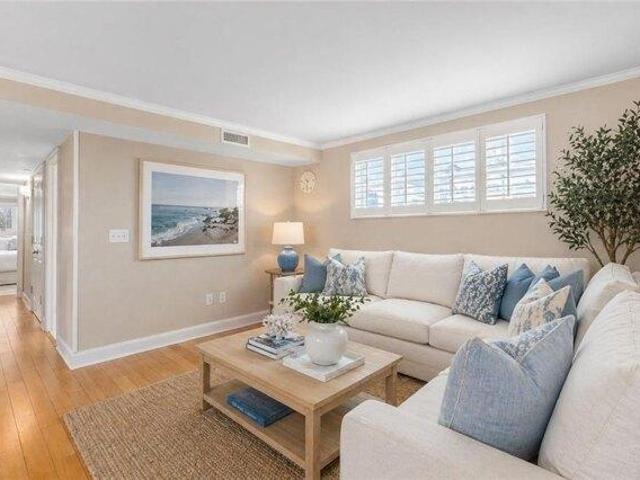 condo with 2 bedroom, Narragansett RI ES103102282