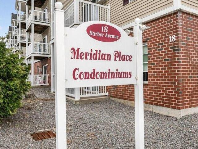 condo with 2 bedroom, Nashua NH DLS102559085