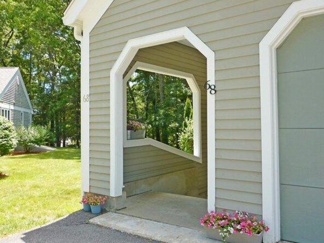 condo with 2 bedroom, Nashua NH DS104446197