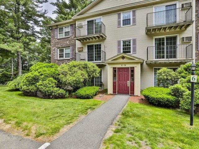 condo with 2 bedroom, Nashua NH DS104149251