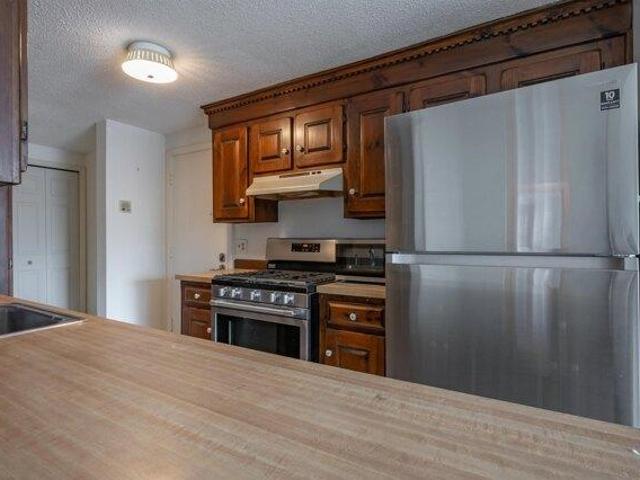 condo with 2 bedroom, Nashua NH ES103663188