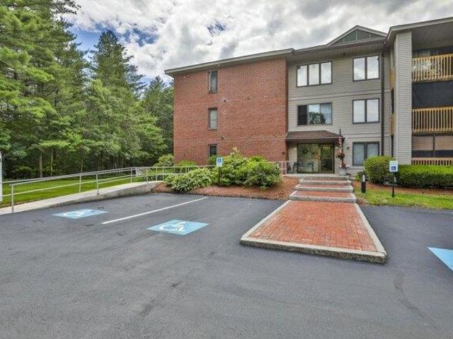 condo with 2 bedroom, Nashua NH ES103888832