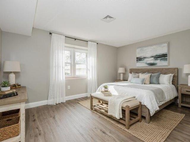 condo with 2 bedroom, Nashua NH ES103222483