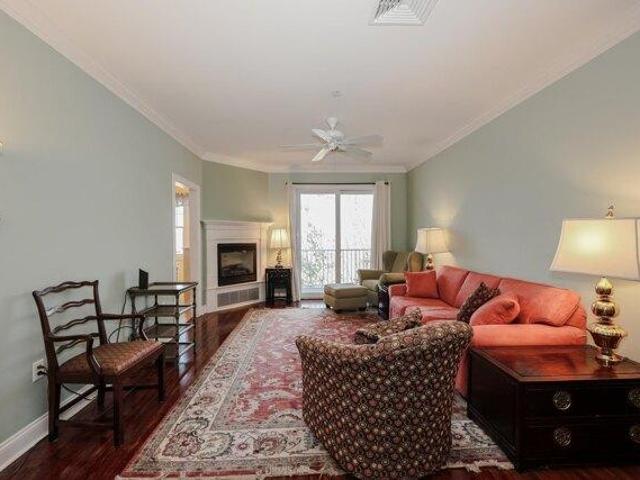 condo with 2 bedroom, Nashua NH ES104078789