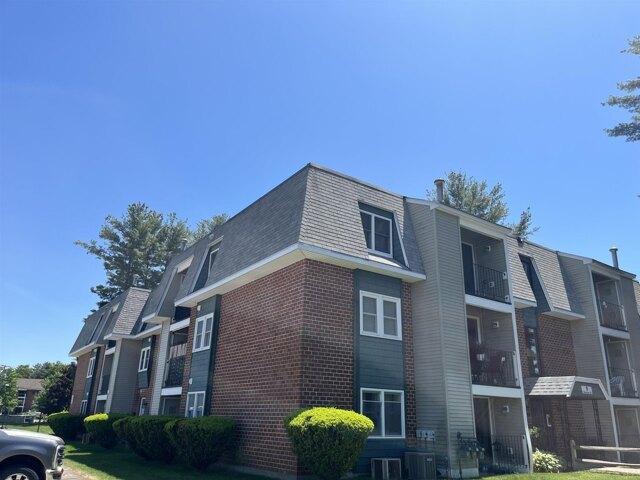 condo with 2 bedroom, Nashua NH ES104150809