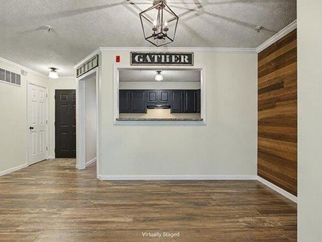 condo with 2 bedroom, Nashua NH ES105092411