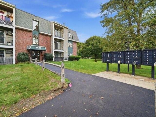 condo with 2 bedroom, Nashua NH ES105192988